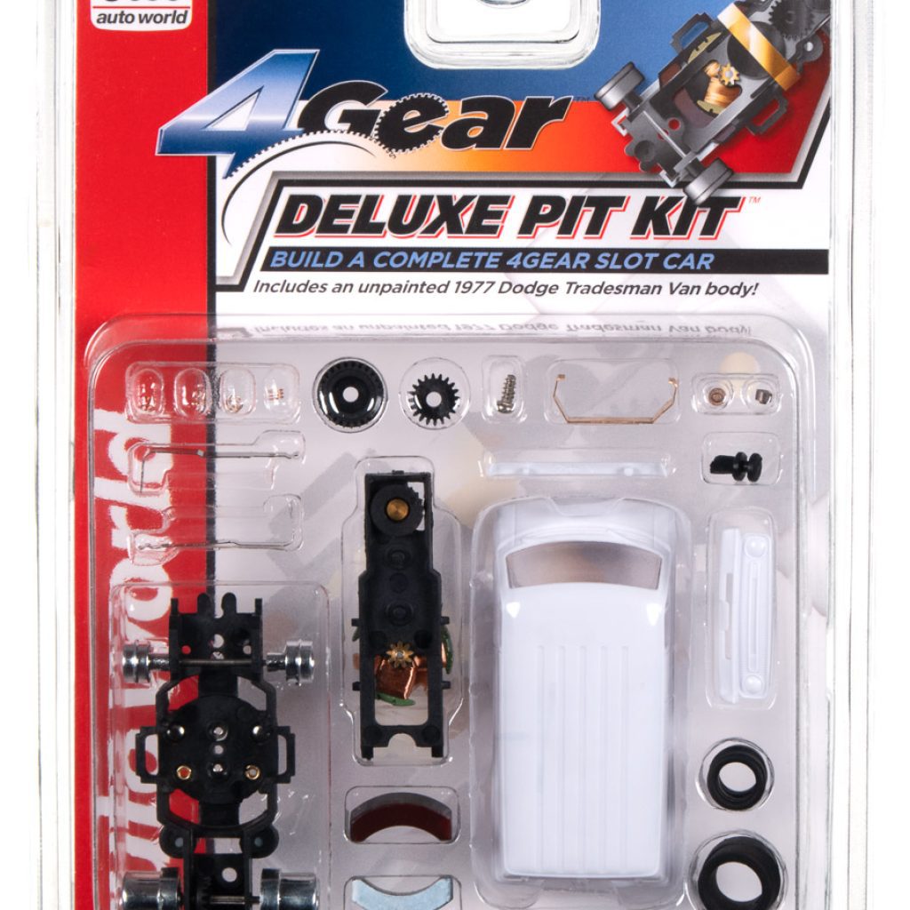 Auto World 4 Gear Deluxe Pit Kit (1977 Dodge Tradesman Van Body) HO ...